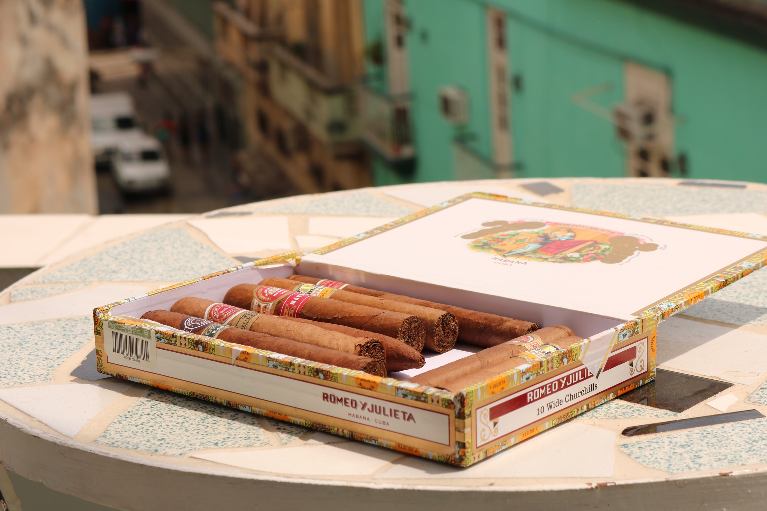 Are Bigger Cigars Better? | Cigar Size Guide | Havana House