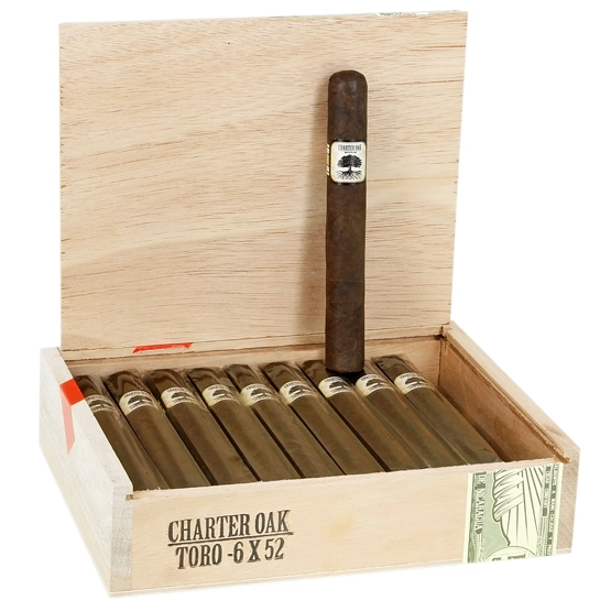 Foundation Charter Oak CT Broadleaf Toro Cigar - Box of 20 | Havana House